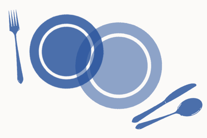 Hirschkeule in Gewürzwein mit pochierter Preiselbeerbirne und einem ...